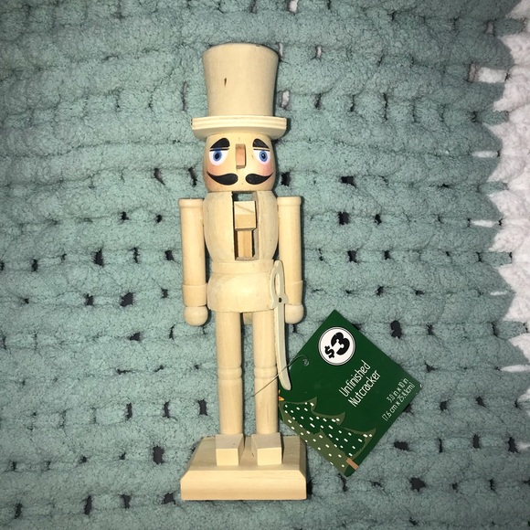 Art | Nwt Craft Wooded Nutcracker | Poshmark